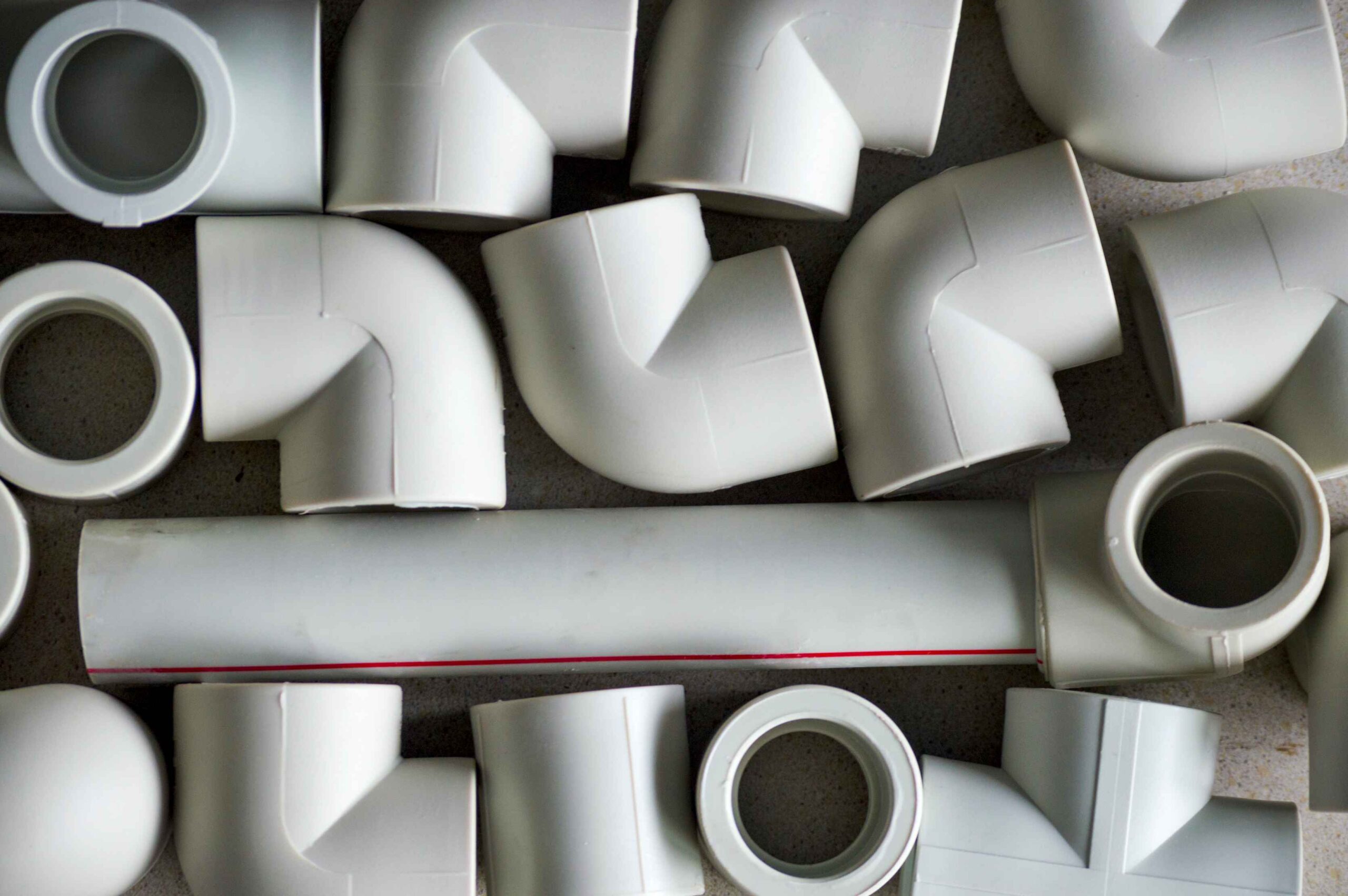 Benefits of Using PVC Plumbing Fittings Over Traditional Metal Pipes